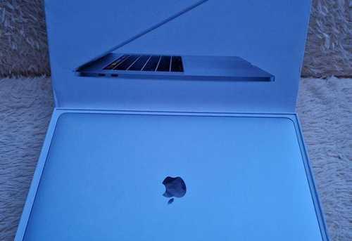 Apple MacBook Pro 15, Touch Bar, Новый Аккумулятор