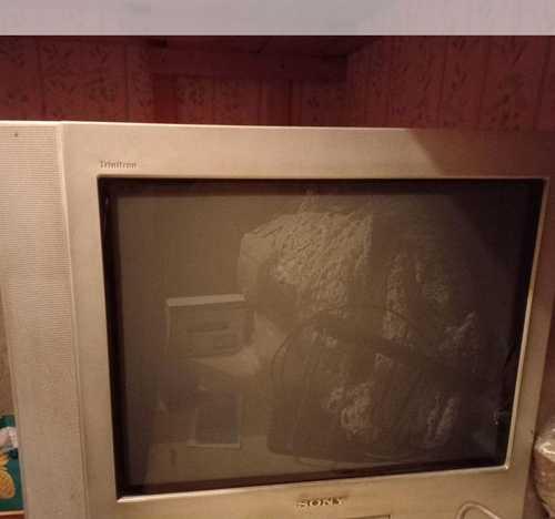 Телевизор Sony trinitron