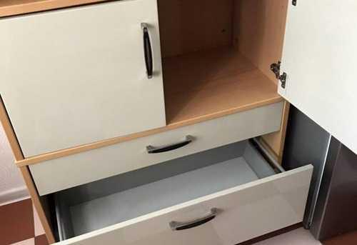 Шкафчик для кухни или домашнего офиса