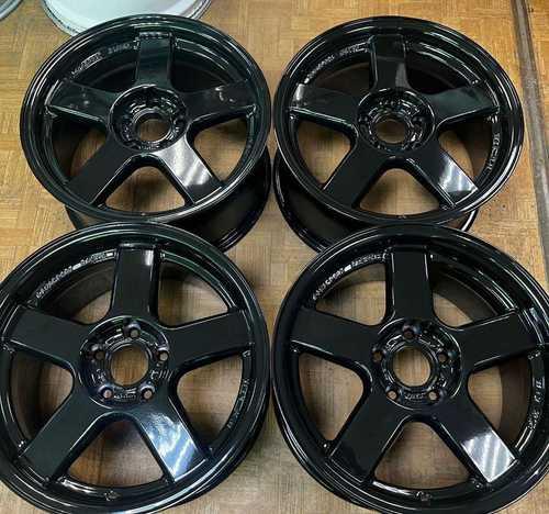 Диски лёгкие Panasport racing 17*8/9