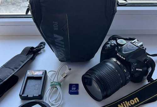 Зеркальный фотоаппарат Nikon D5200 + обьектив