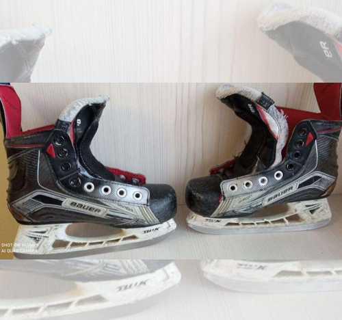 Коньки хоккейные Bauer x900