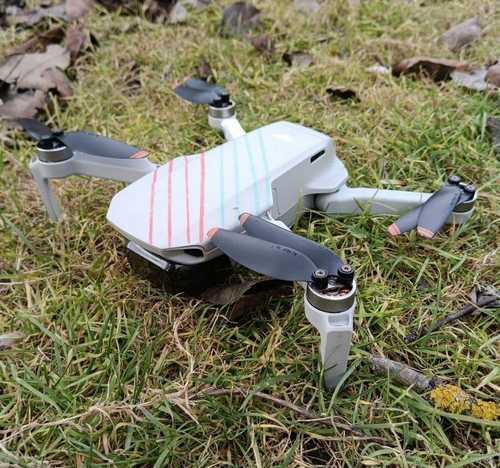 Квадрокоптер dji mini se