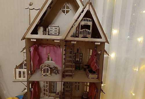 Кукольный дом в комплекте