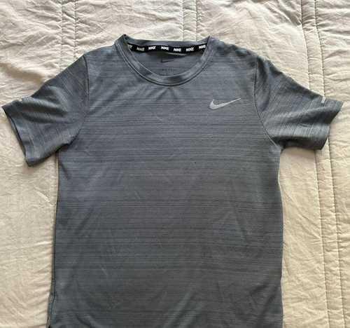 Спортивная футболка nike dri fit