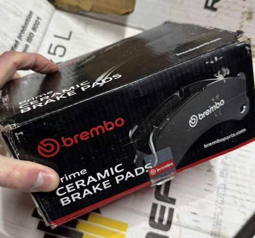 Колодки тормозные Brembo Nao P06106N