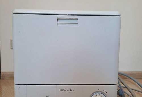 Компактная посудомоечная машина Electrolux ESF 237