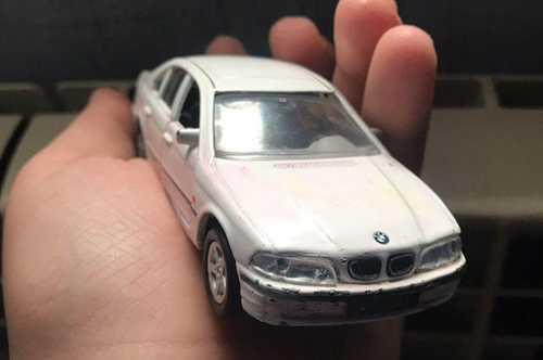 Модель машины bmw 328i