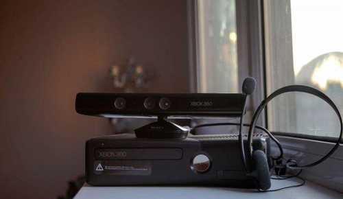 Xbox 360s 250 GB + Kinect + Игры