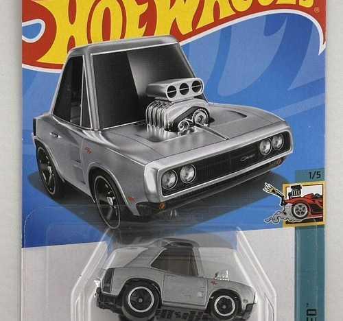 Hot Wheels '70 Dodge Charger / Tooned