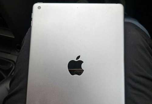 Планшет apple iPad 5 поколения