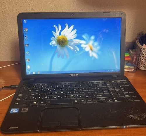 Ноутбук Toshiba satellite c850-E7K