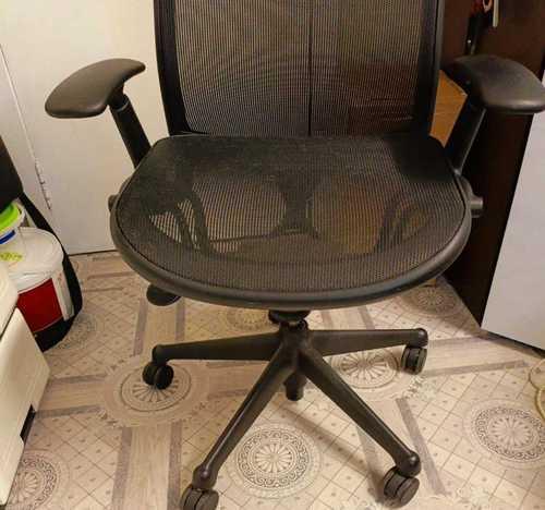 Компьютерное кресло Knoll Chadwick