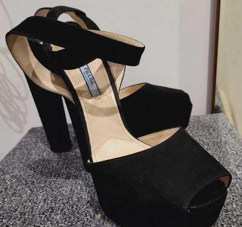Босоножки prada, черные замша 39,5