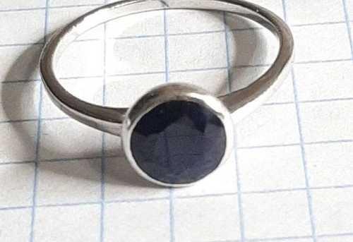 Серебряное кольцо сапфир