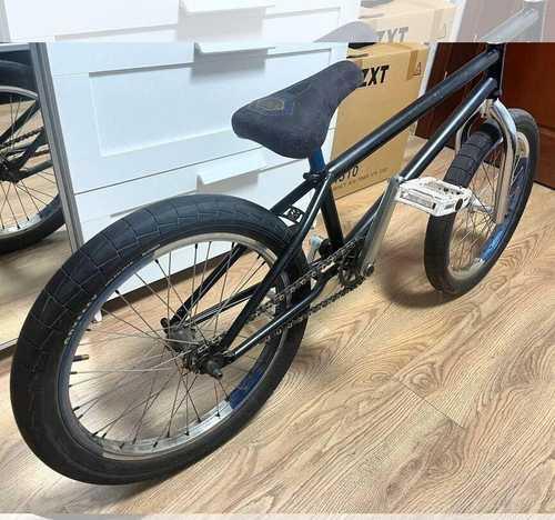 Трюкововой велосипед BMX custom