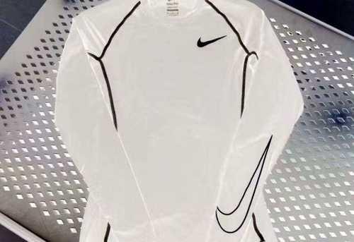 Свитшот Nike