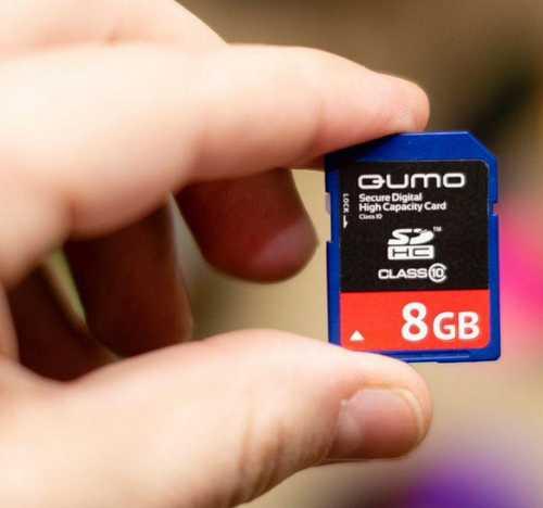 Карта памяти SD Card 8Gb qumo Class 10