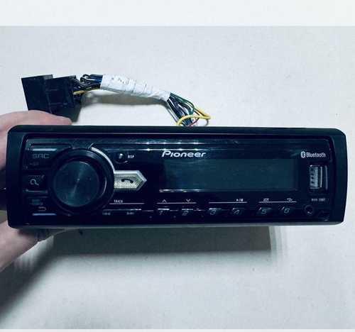 Автомагнитола Pioneer MVH-29BT б\у