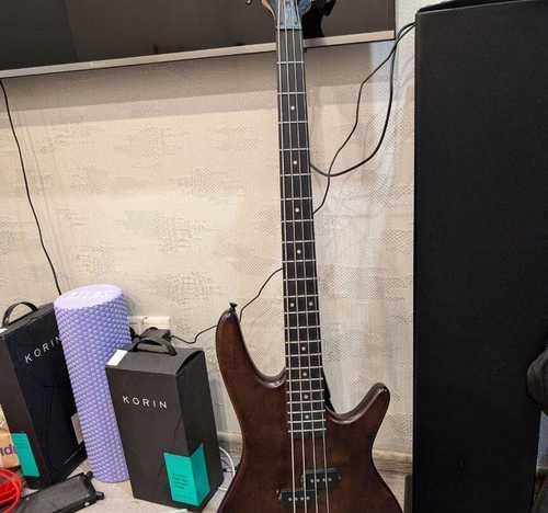 Бас гитара ibanez GSR200B-WNF