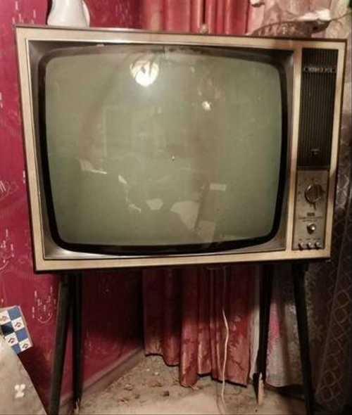 Старый телевизор ссср, чайка 20"