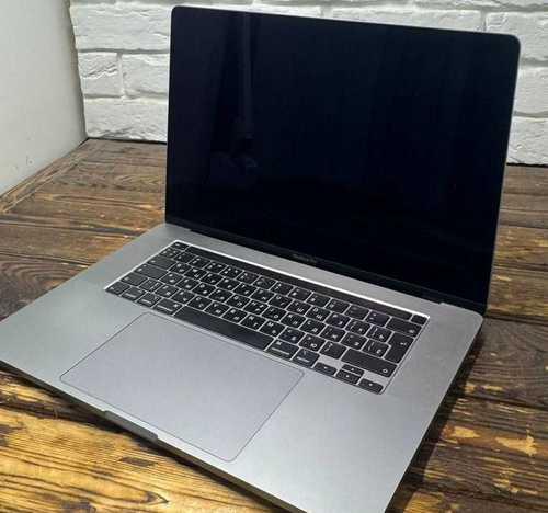 MacBook Pro 16 (2019), 512 ГБ, Core i7, 2.6 ГГц, RAM 16 ГБ, AMD Radeon Pro 5300M 4 ГБ