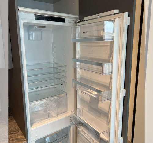 Холодильник Smeg C8194TNE встраиваемый