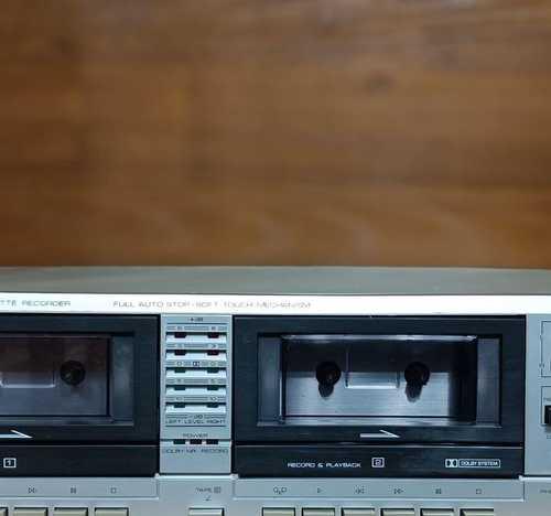 Двухкассетная дека Universum CT-2339 С2
