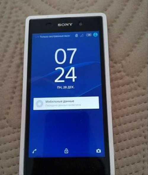 Телефон Sony z1