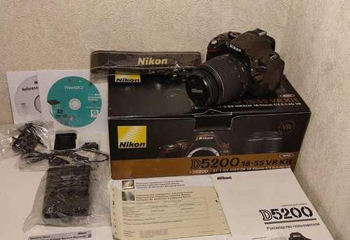 Nikon D5200 18-55 VR Kit (пробег 8828) Комплект