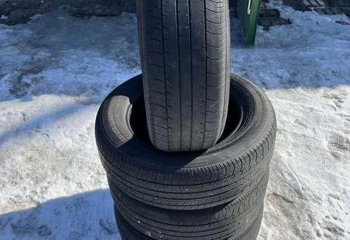 Yokohama BluEarth E70 215/60 R16