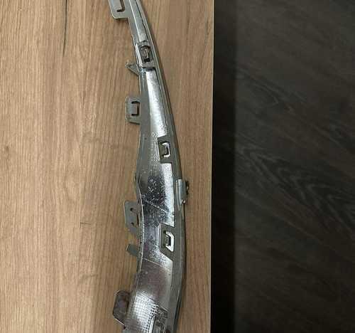 Молдинг Mercedes-Benz C180