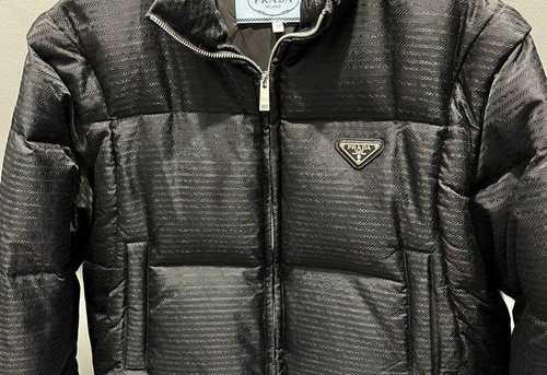 Prada куртка оригинал