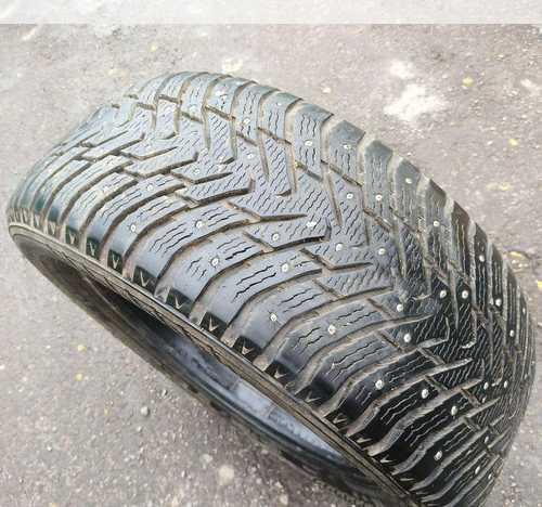 Nokian Tyres Hakkapeliitta 8 SUV 265/50 R20 111T