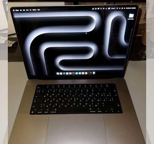 Macbook pro 16 m1 16/512gb