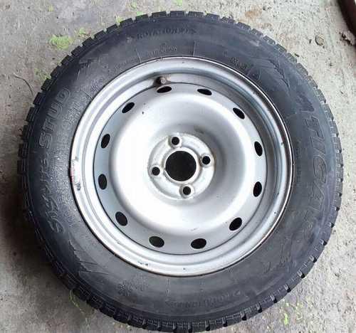 Tigar Sigura Stud 195/65 R15 95T