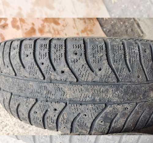 Bridgestone Ice Cruiser 7000 195/60 R15