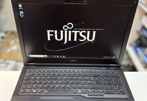 Fujitsu Core i5-1135 G7 8gb 15.6" FullHD IPS