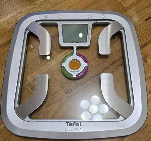 Напольные весы Tefal BM7000 Bodysignal