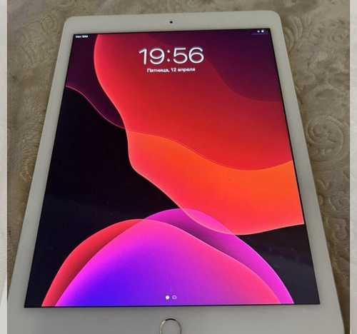 Планшет iPad Air 2 A1567 4G Cellular + WiFi 16GB