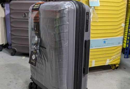 Новый неубиваемый чемодан из полипропилена