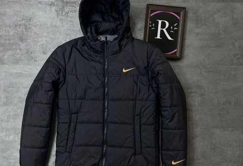Куртка весеняя мужская Nike