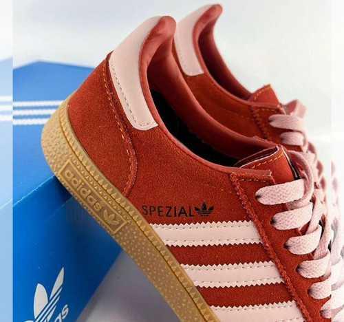 Adidas spezial