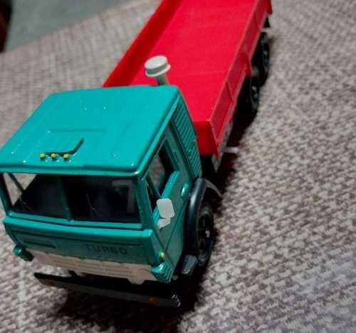 Модель камаза 1:43