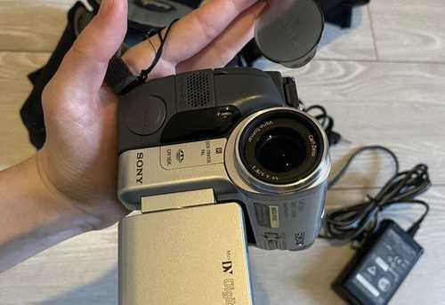 Видеокамера sony DCR-trv33e