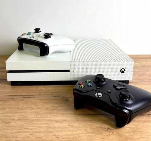 Игровая приставка Xbox One 1TB White