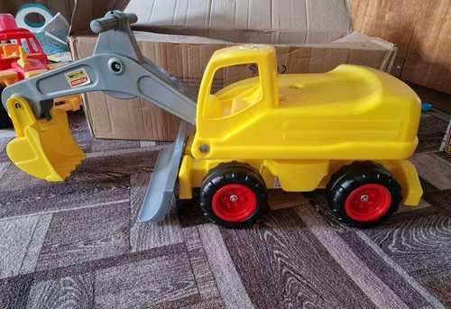 Детский трактор-экскаватор толокар