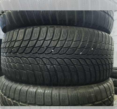 Goodyear Vector 4Seasons 235/55 R17 W