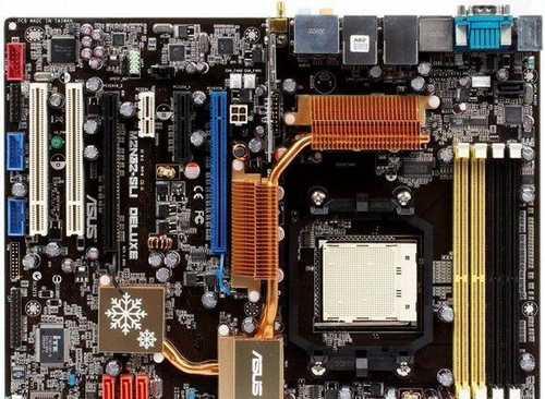 Asus M2N32-SLI Deluxe AM2 nForce590 SLI ATX 4DDR2