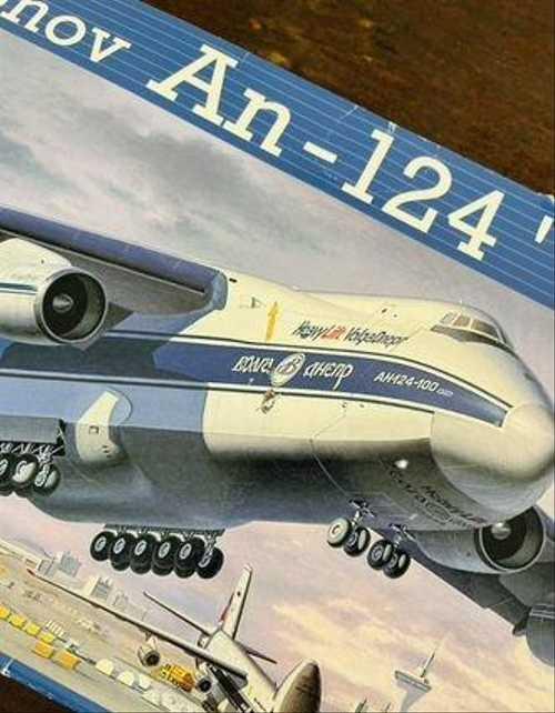 Коструктор модель самолета Ан-124 Руслан